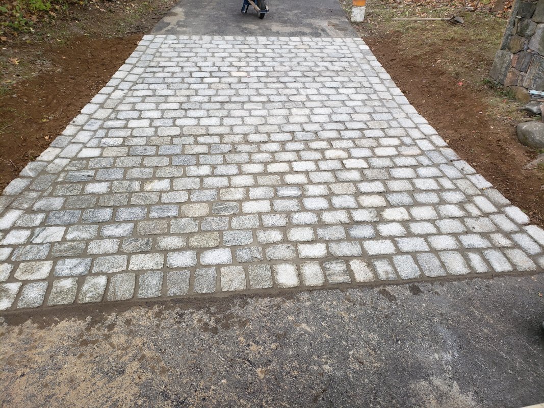 Belgian Blocks | Ridgefield, CT | Craig & Son Creative Stonework